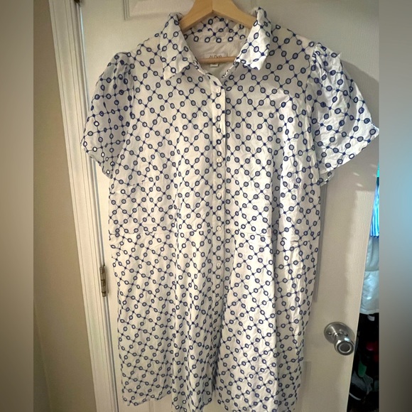 Alexis | Dresses | Alexis For Target Blue And White Tulip Sleeve Dress ...